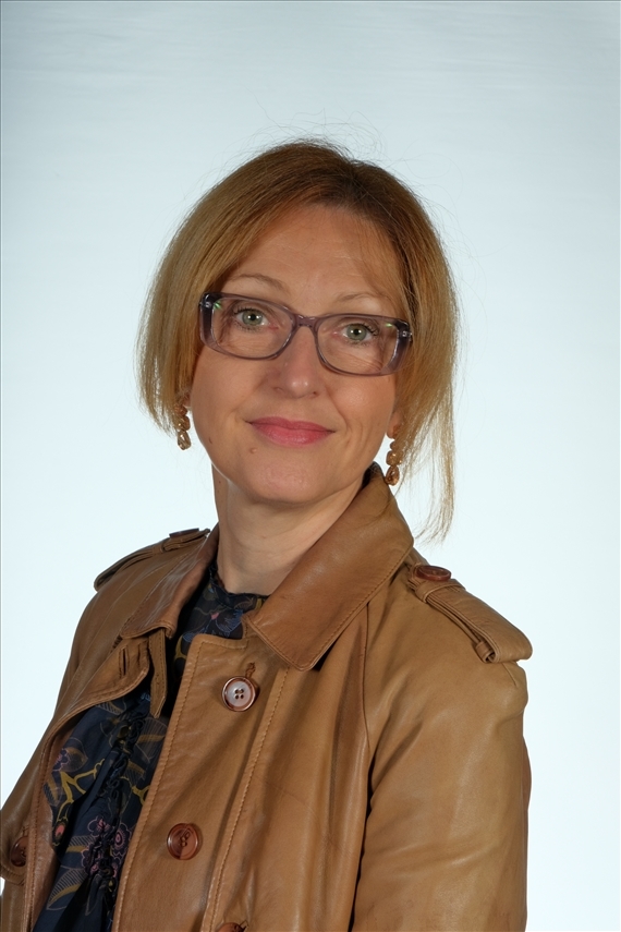 Gamesley Primary School – With Knowledge We Grow